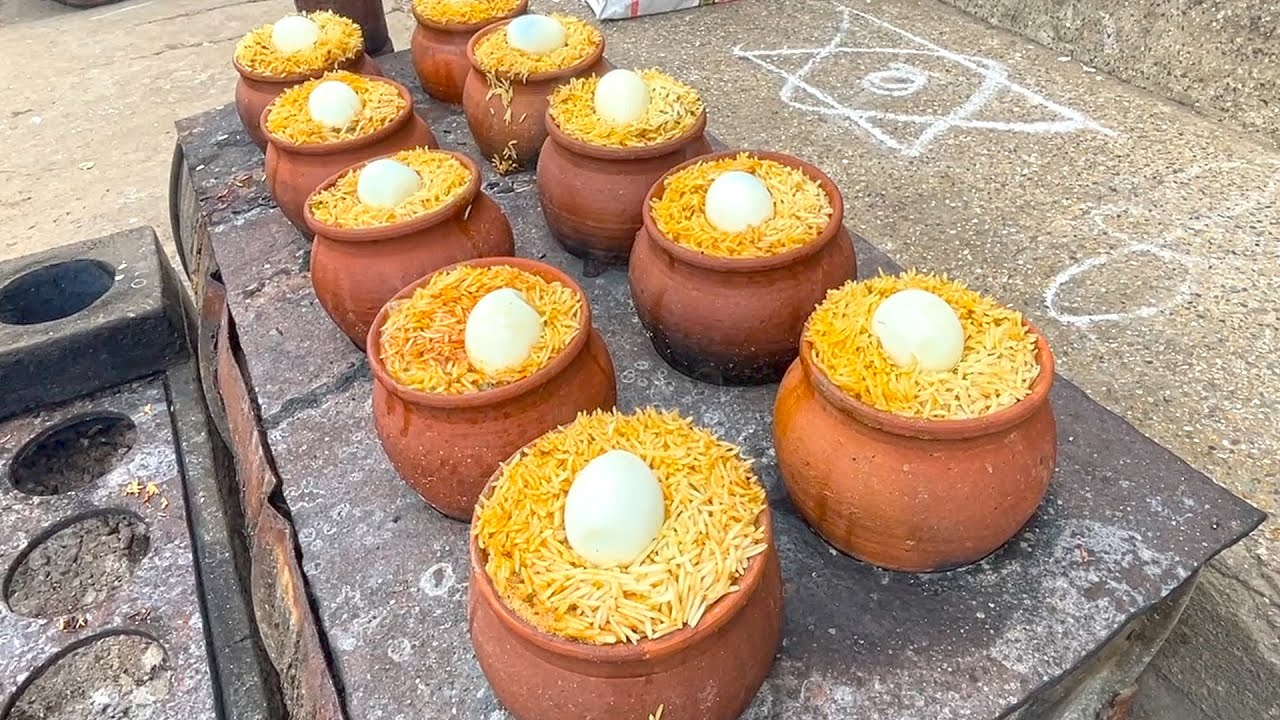Road Side Clay Pot Biryani | Natural Pot Biryani Making | Wood Fire ...