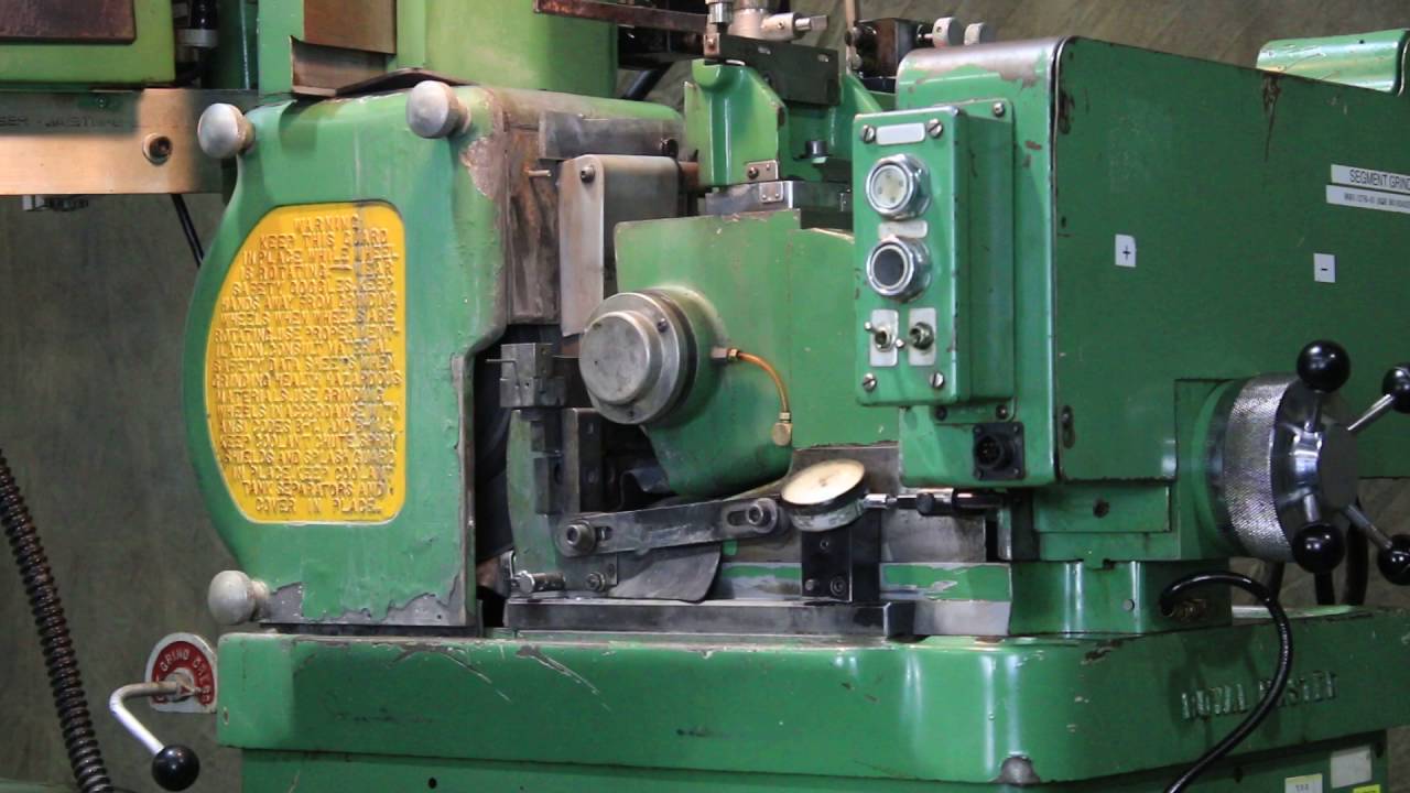 Royal Master TG12X3 Centerless Grinder - YouTube