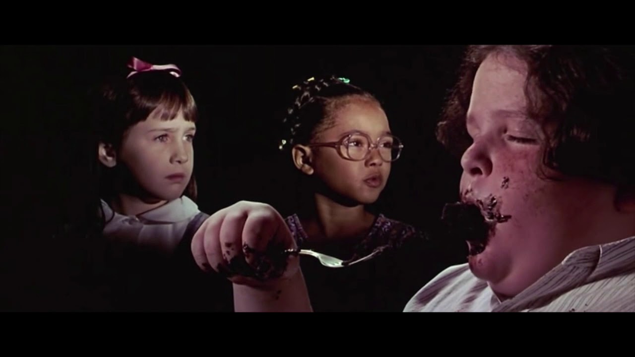 Bruce Bogtrotter eating an entire chocolate cake to Johnny Cash's "Hurt ...