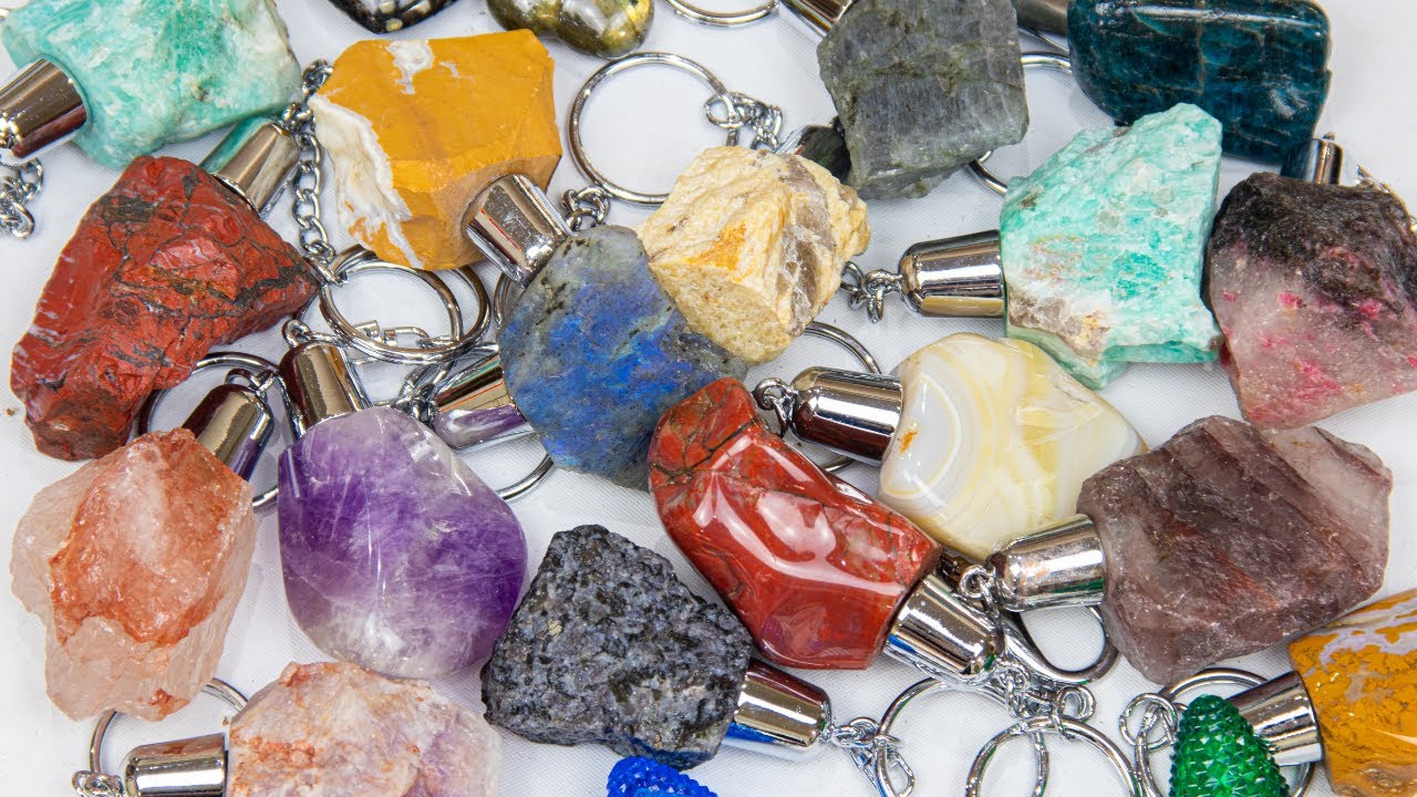 Gemstone Keychains - Day 10 of Crystal Christmas - YouTube