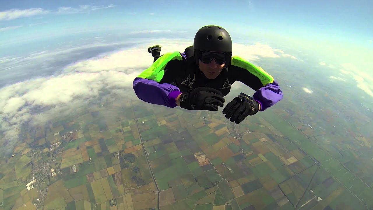 Learning how to skydive: Backwards and Forwards - YouTube