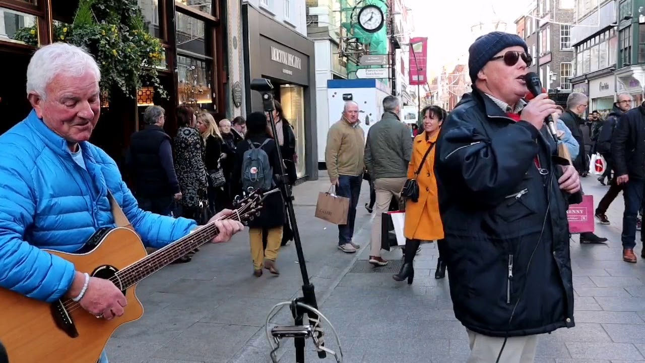 Passers-by Ozzy and Jamie join in with Busker Jimmy C. - YouTube