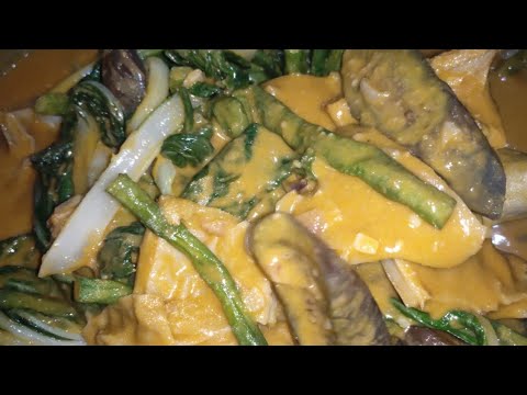 Kare-kare tuwalya + ginataang puso ng saging - YouTube