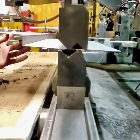 One-Time Sheet Metal Forming Molds for Bending Accuracy - YouTube