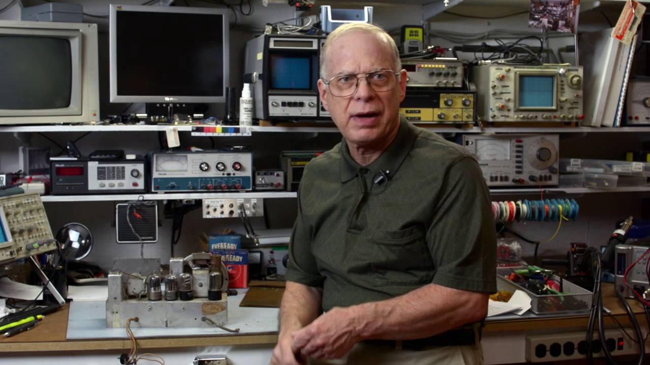 Grebe/Garod BP12Q Vacuum Tube Portable Radio Restoration P01 - YouTube