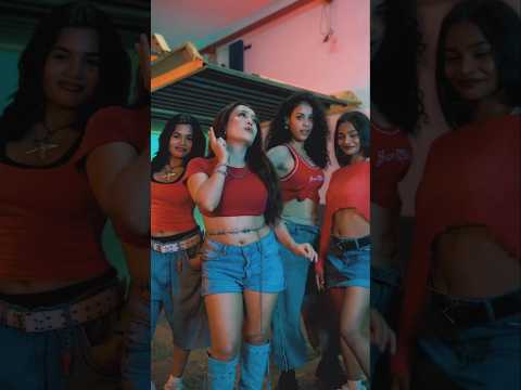 Neha Kakkar On Chhede Chhede Beech Bazaar Mein