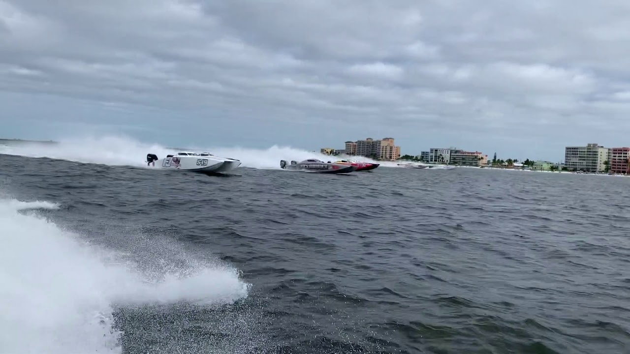 Roar Offshore Fort Myers Super Stock Class Start - YouTube