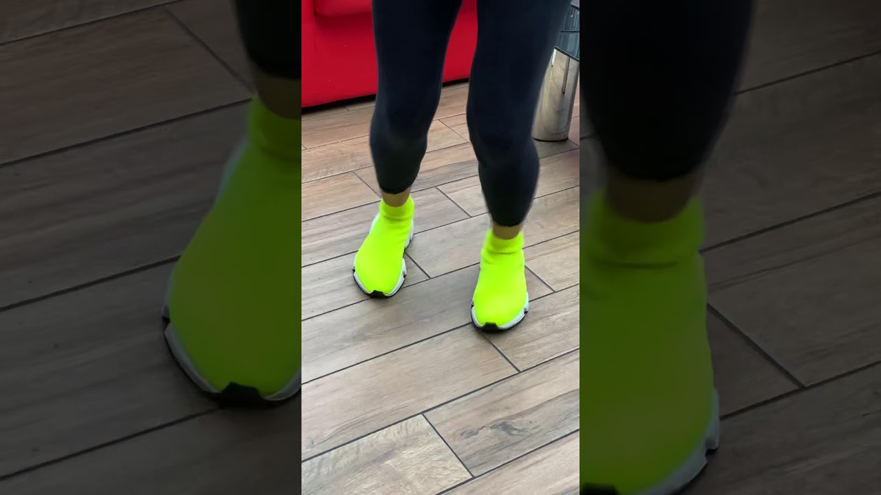 Shuffle dance feet - YouTube