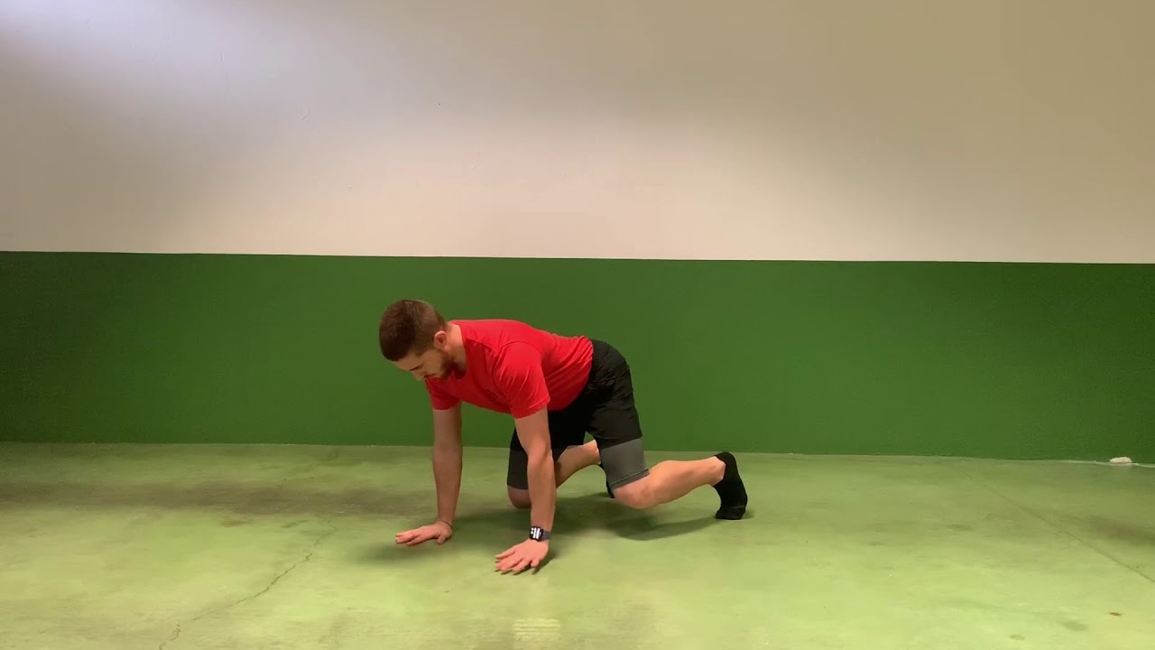 Lateral bear crawl / Gateo en oso lateral - YouTube