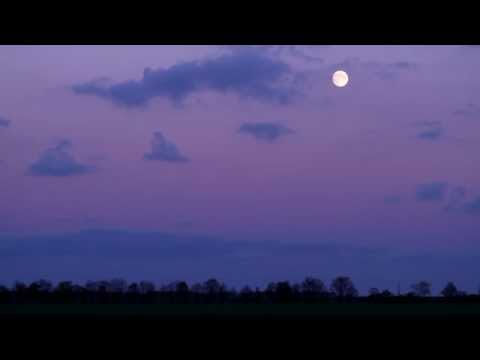 sToa - I held the moon (HD)