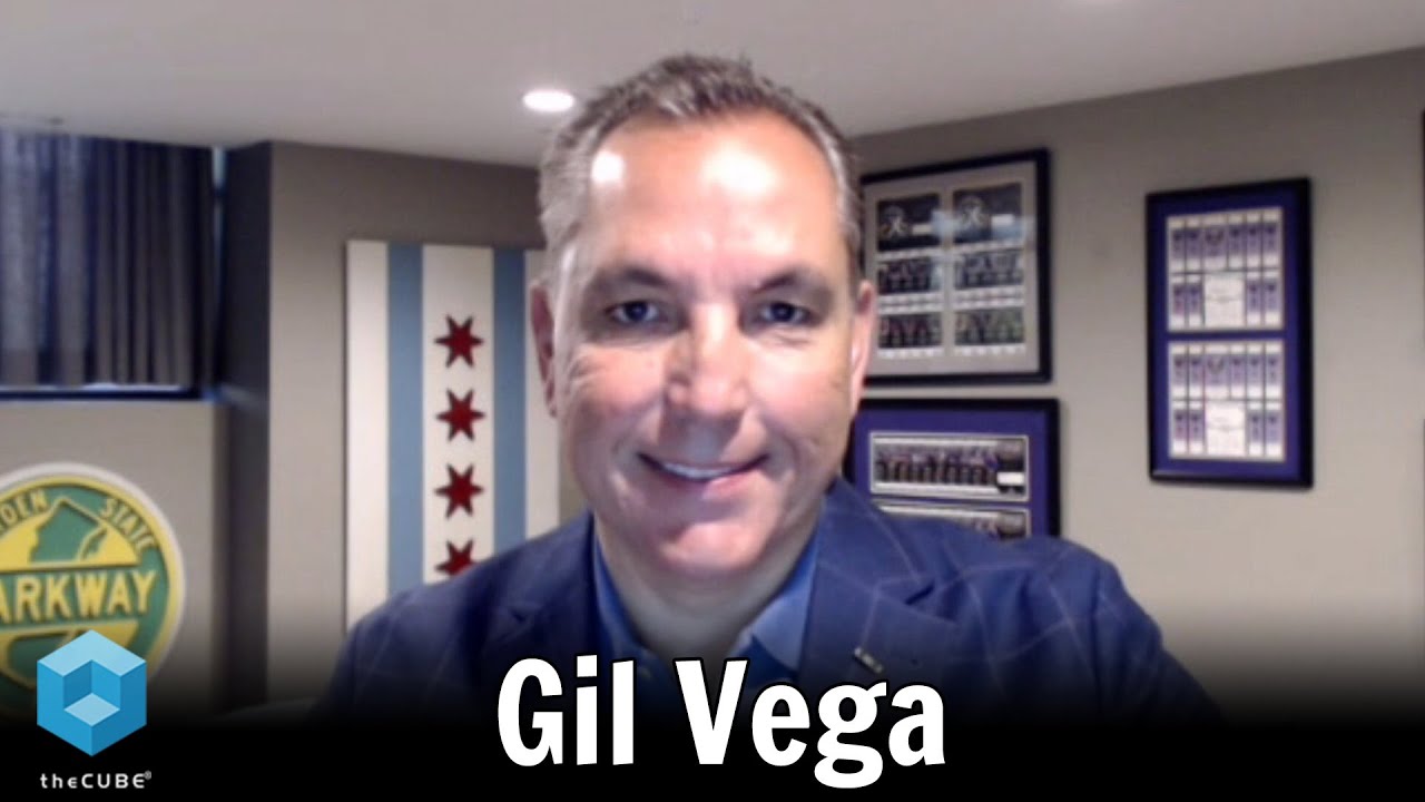 Gil Vega, Veeam | VeeamON 2021 - YouTube