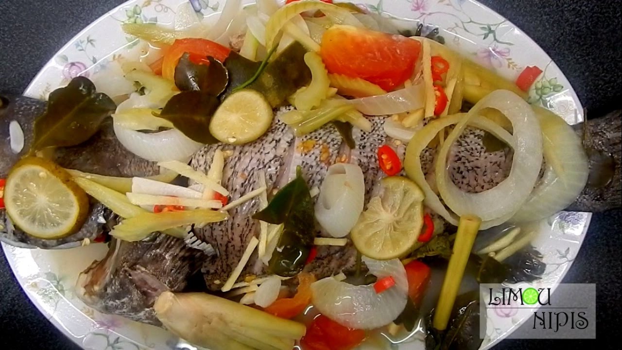 THAI STEAMED GAROUPA - YouTube