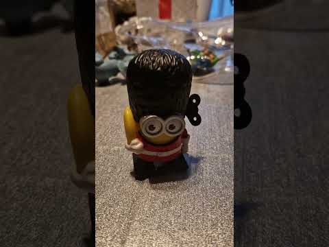Royal Guard MINION #shorts - YouTube