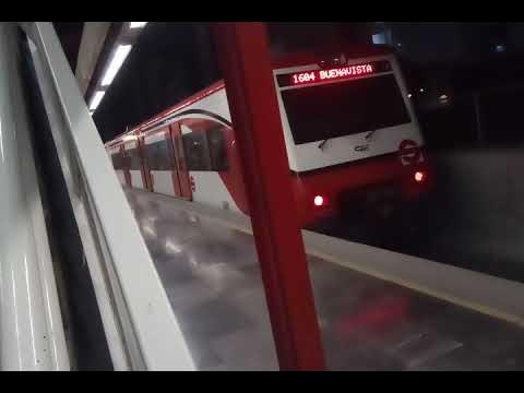 CAF UT-01 tren suburbano del valle de México - YouTube