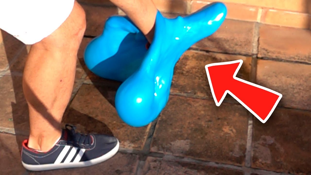 Exploding BALLOONS!!!! Slow Motion - YouTube