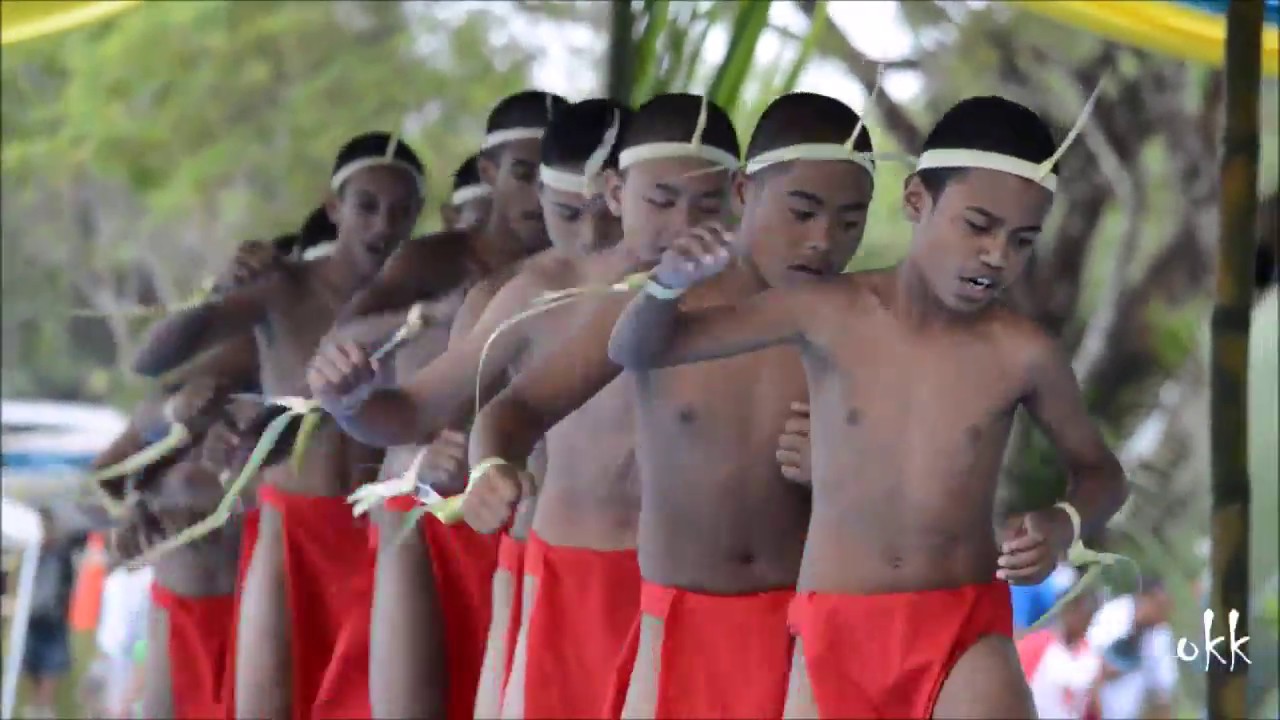 Men's Traditional Dance at OBF 2017 - YouTube