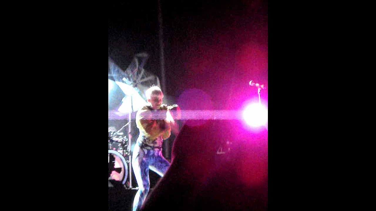 Robyn, Hang with Me HQ (Live) - YouTube Music