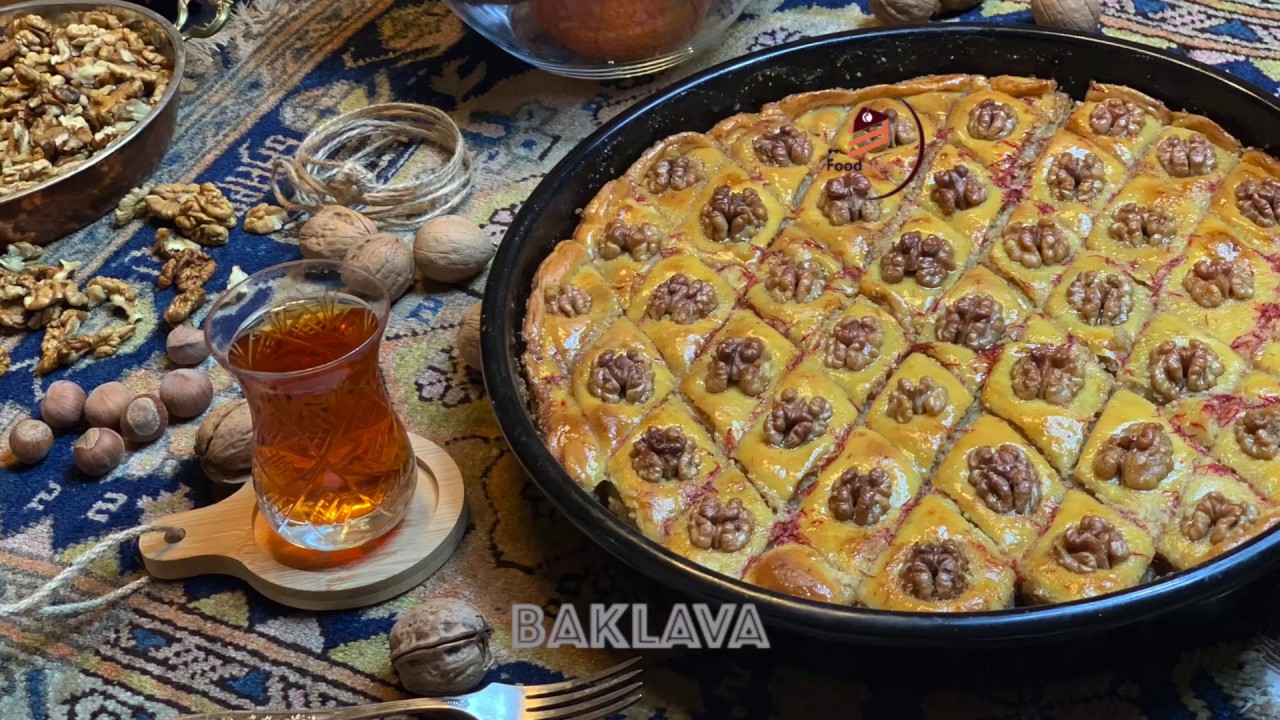 Azerbaijani Baklava — Azərbaycan Paxlava - YouTube