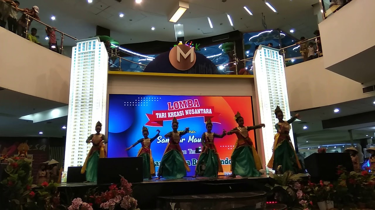Tari Katumbiri - Mall Blue Plaza Bekasi - YouTube