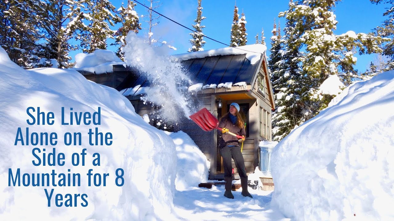 She Lived Alone on the Side of a Mountain for 8 Years, Surrounded by ...