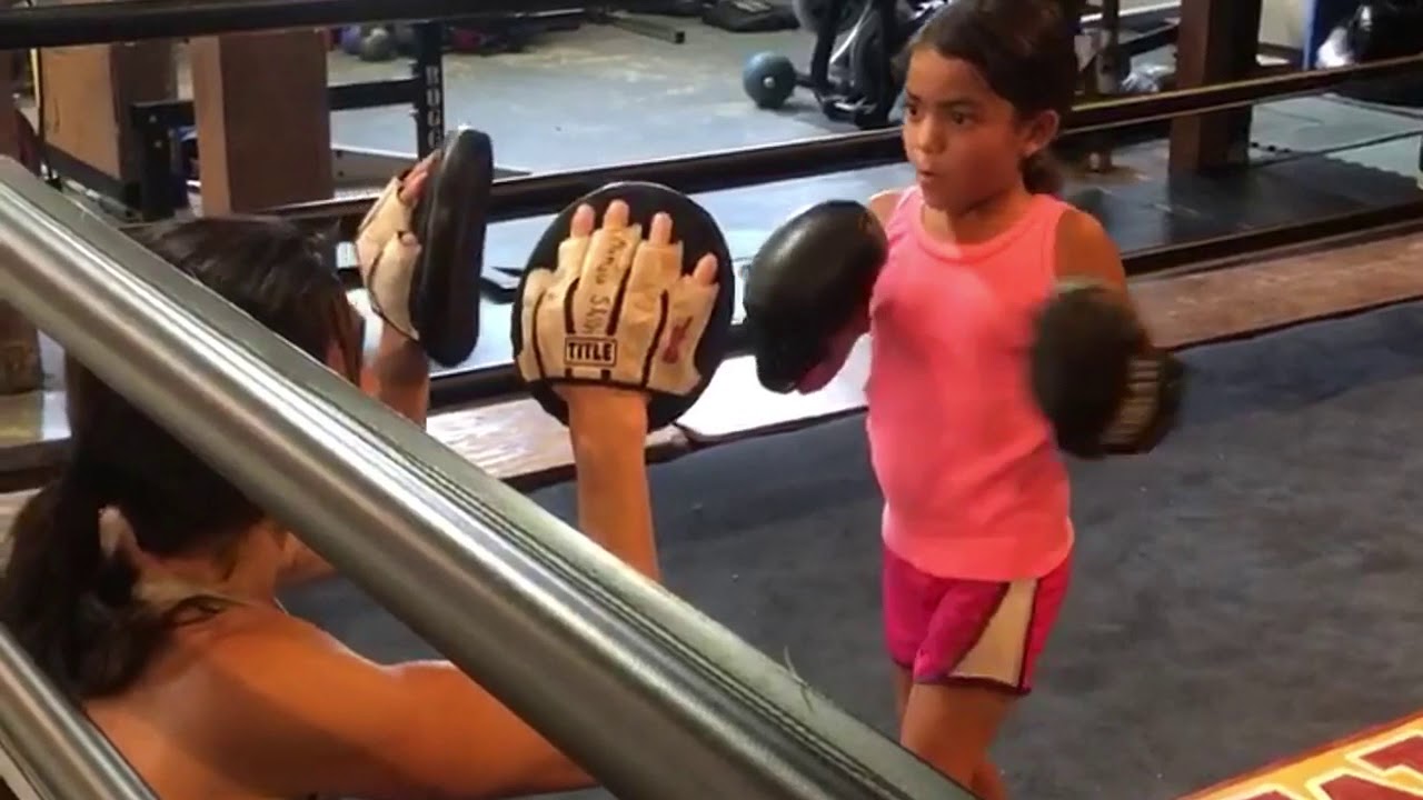 Boxing for kids by Minju’s Fight Club - YouTube