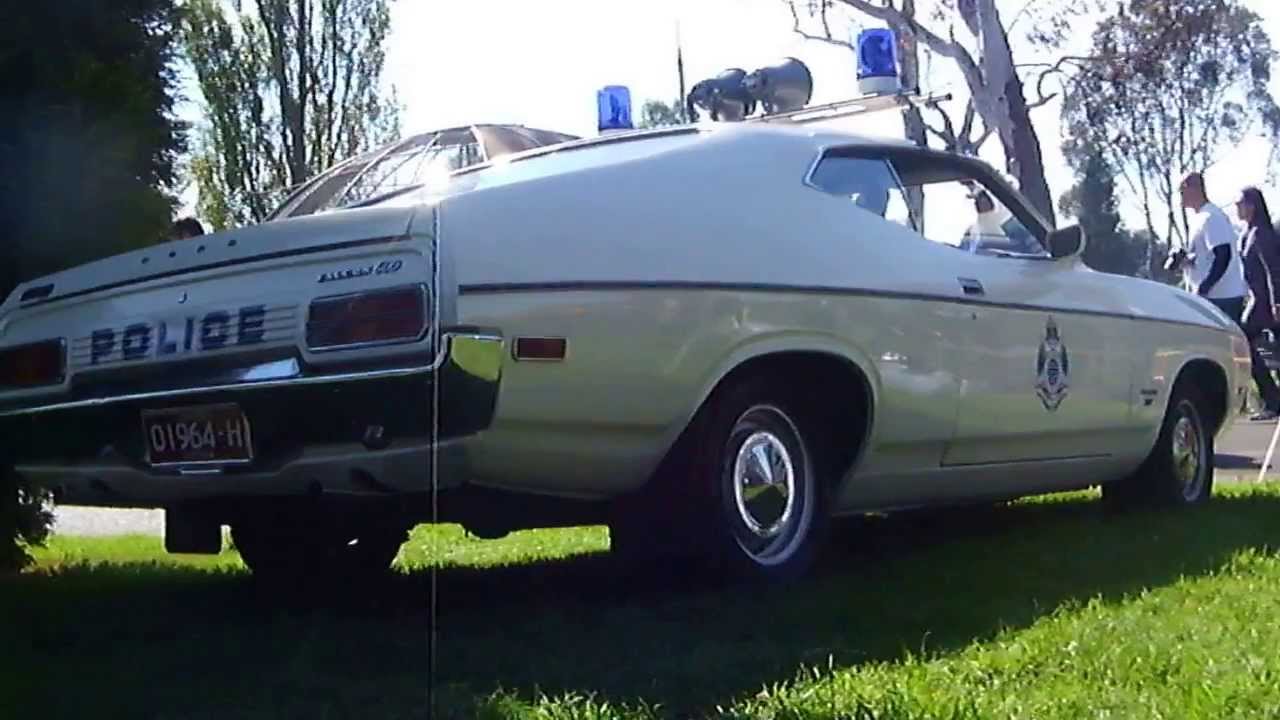 FORD falcon XB COUPE POLICE INTERCEPTOR - YouTube