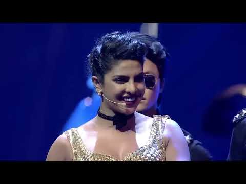Priyanka as Mandakini! Kiya Bollywood mei Comeback!