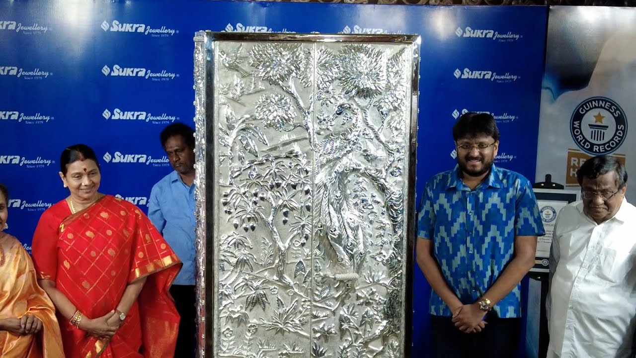 Durga Stalin unveils The World’s Largest Silver Wardrobe by Sukra ...