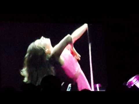 [FANCAM] Pink Paradise in Singapore - Bomi-Problem
