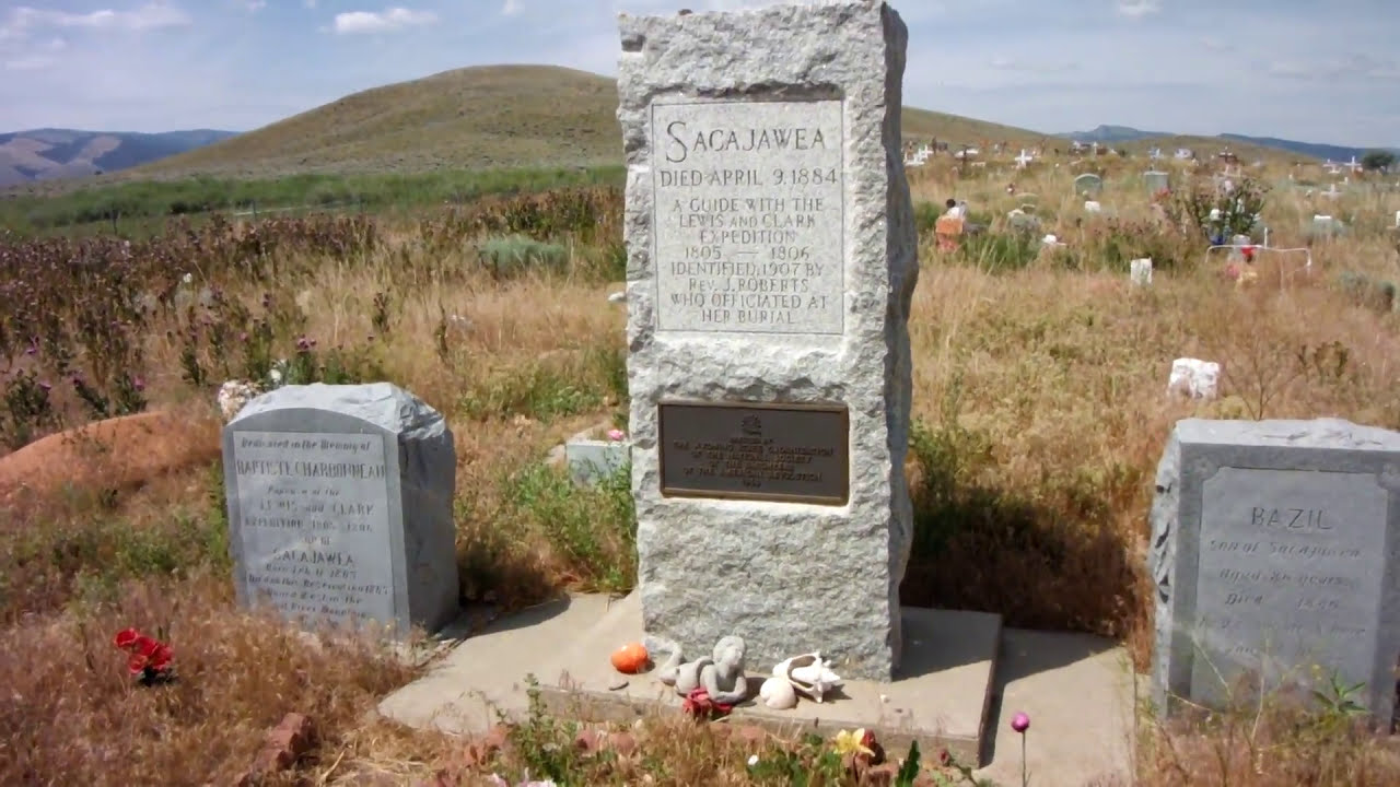 The grave of Sacajawea! A cool Native American cemetery. - YouTube