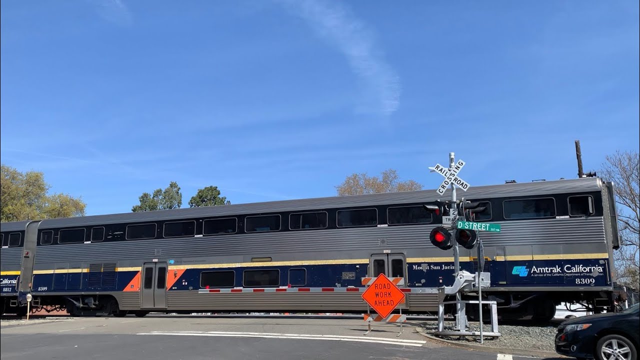 Amtrak CDTX 8309 Capitol Corridor Train 528 East - 3rd Street Railroad Crossing, West Sacramento ...