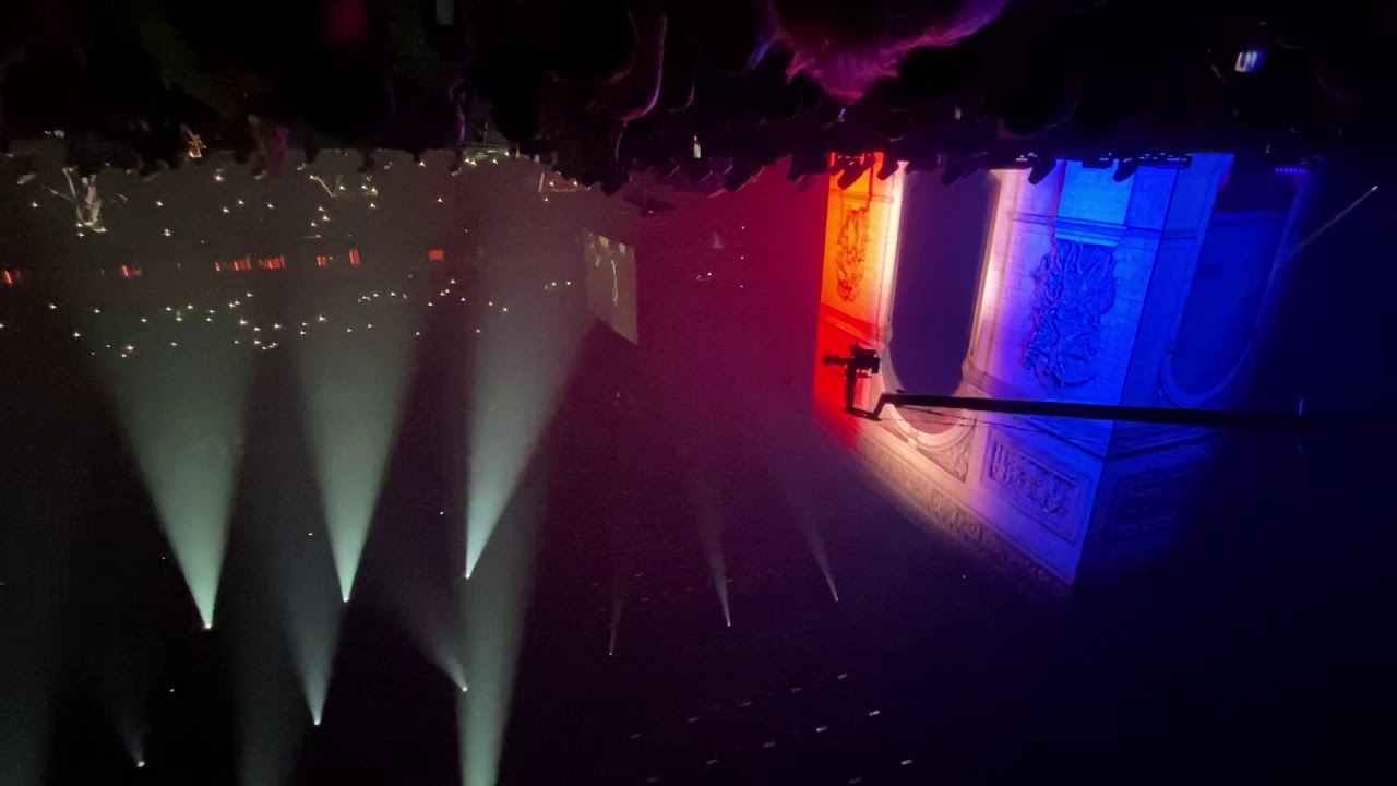 Dj Snake - Paris (Feat. Gashi) - Live at Défense Aréna Paris 22/02/2020 ...