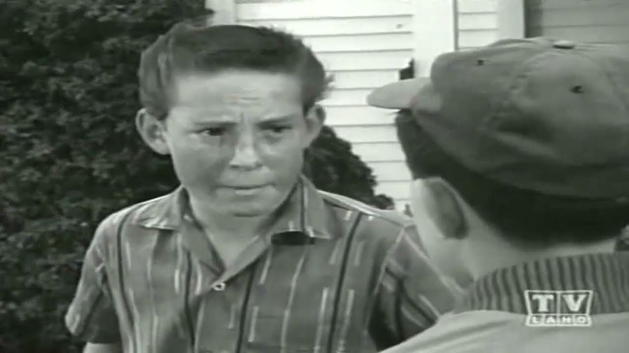 S04 E05 Beaver's Freckles - YouTube