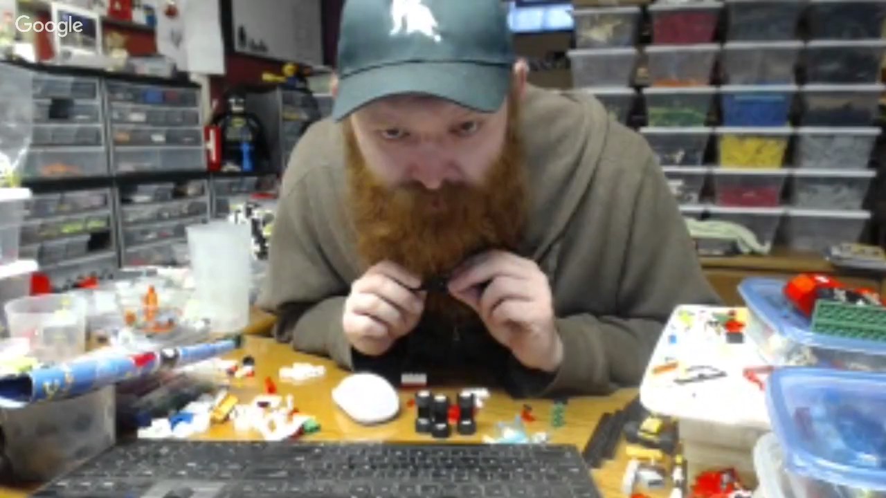 Lego Fluff N' Fold - YouTube