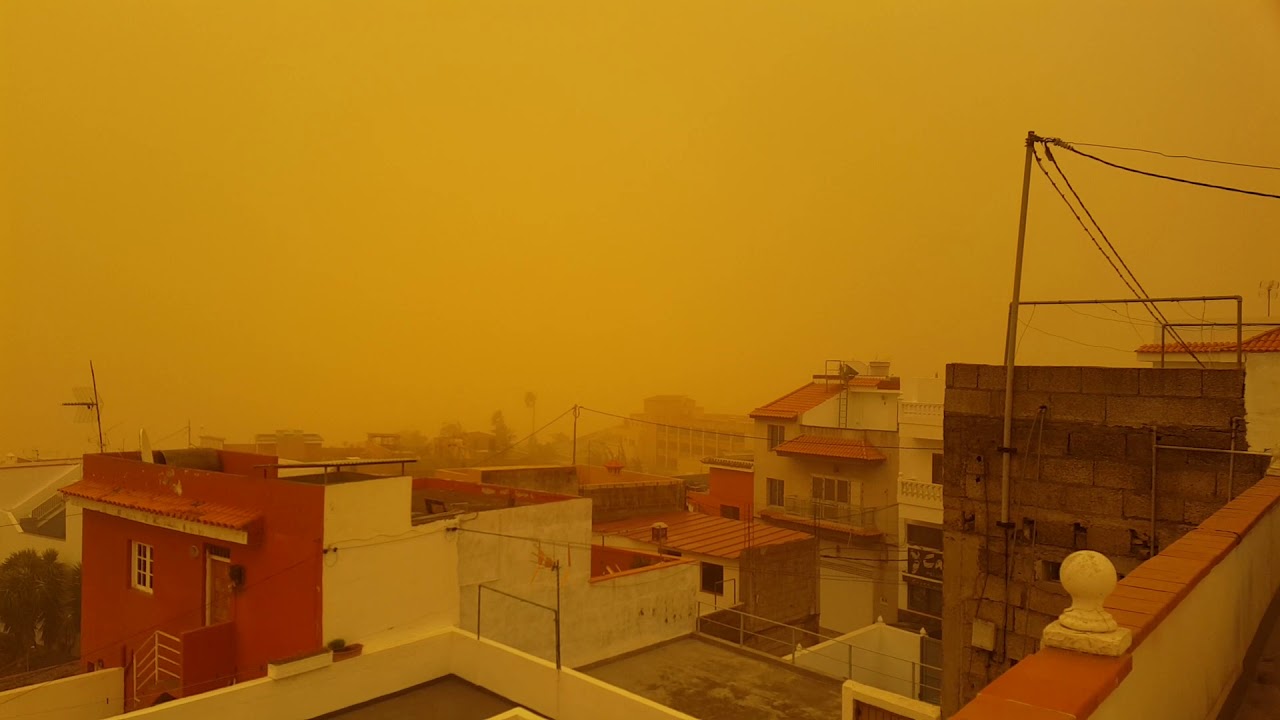 Impresionante calima al norte de tenerife a las 3 de la tarde - YouTube