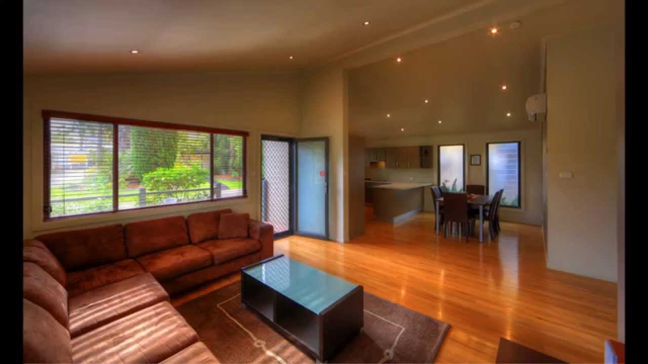 Mountain View Resort - Executive Cabin - YouTube