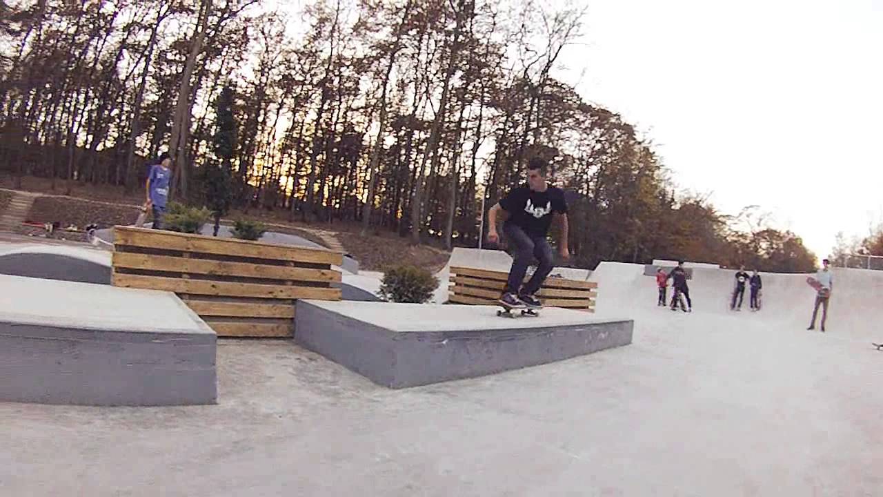 Area52 & Skateboard Transilvania - Trip @ Arsenal Park 2014 - YouTube