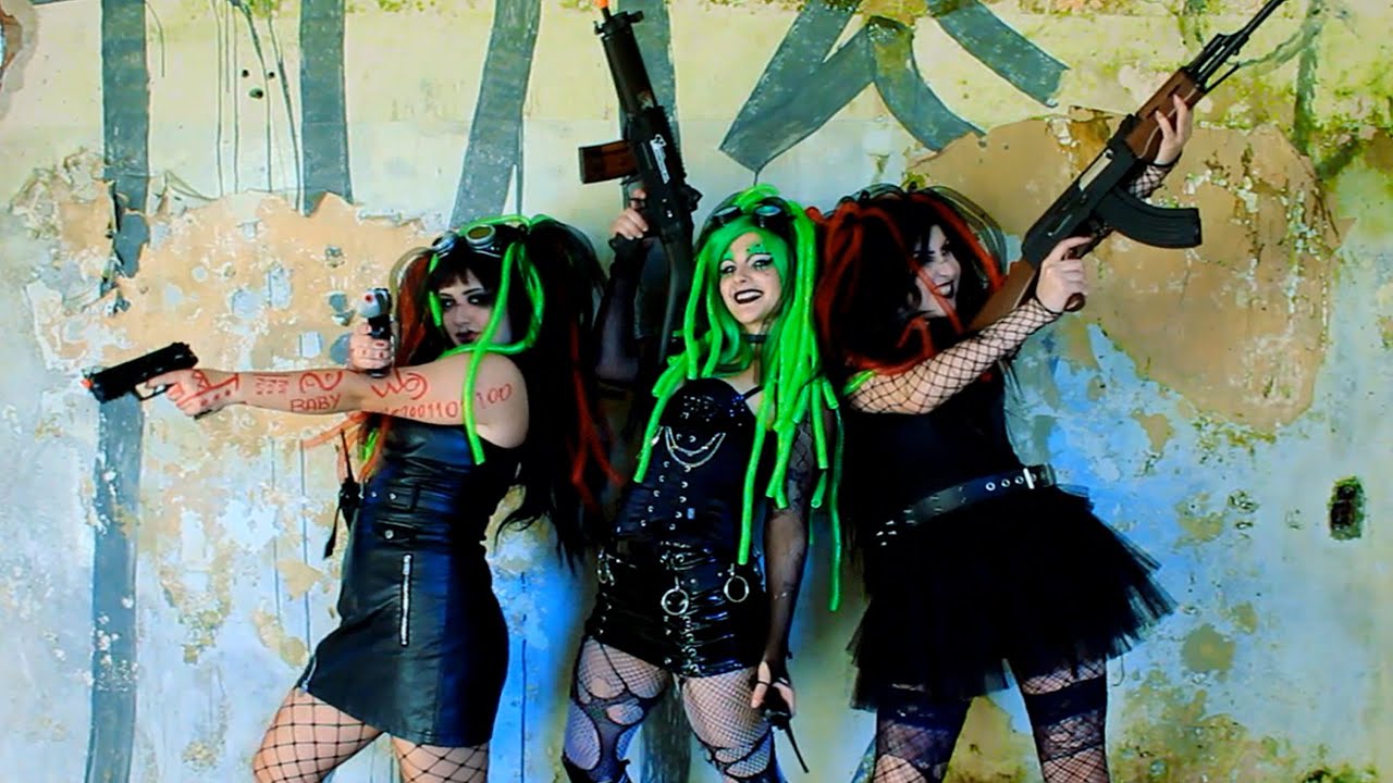 Bibi Babydoll - Alien - YouTube