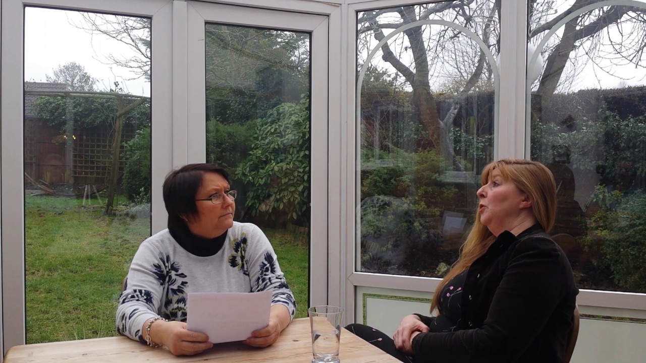 Author Brenda Burling comes for a Waffle with Wallis - YouTube