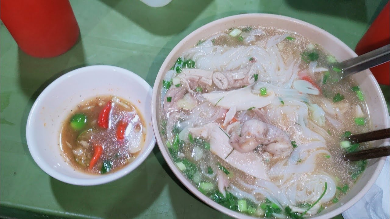 Delicious meal, including pho noodles, chicken, boiled chicken ...