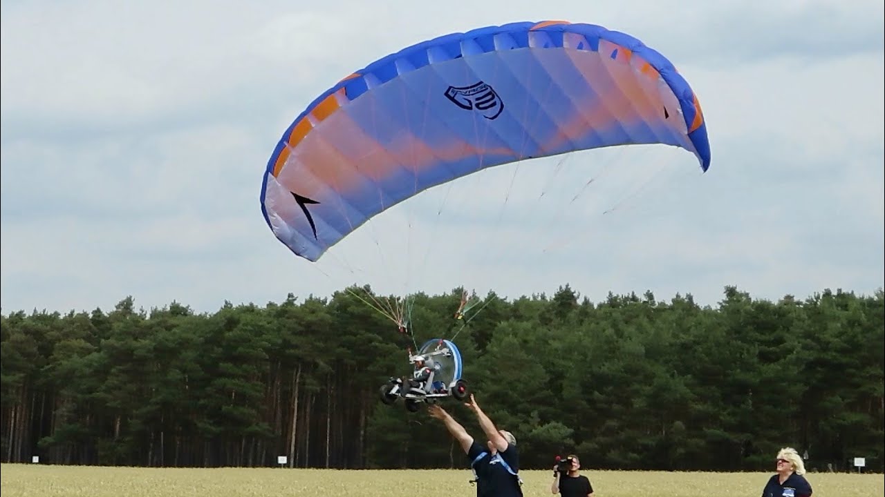 Big RC Paraglider , Gleitschirm , Modellflugtreffen Damelang 2014 *HD ...