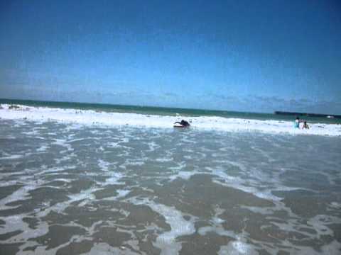 Surfing Logan beach Warrnambool Australia - YouTube