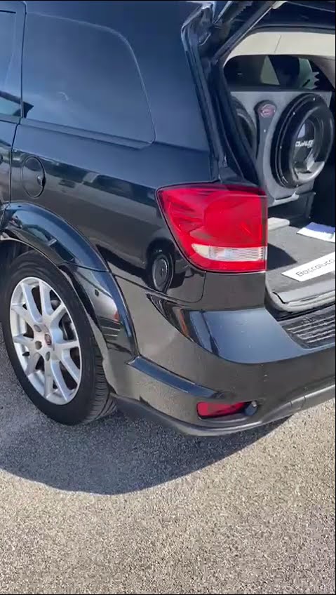 FIAT FREEMONT TUNING HI-FI - YouTube