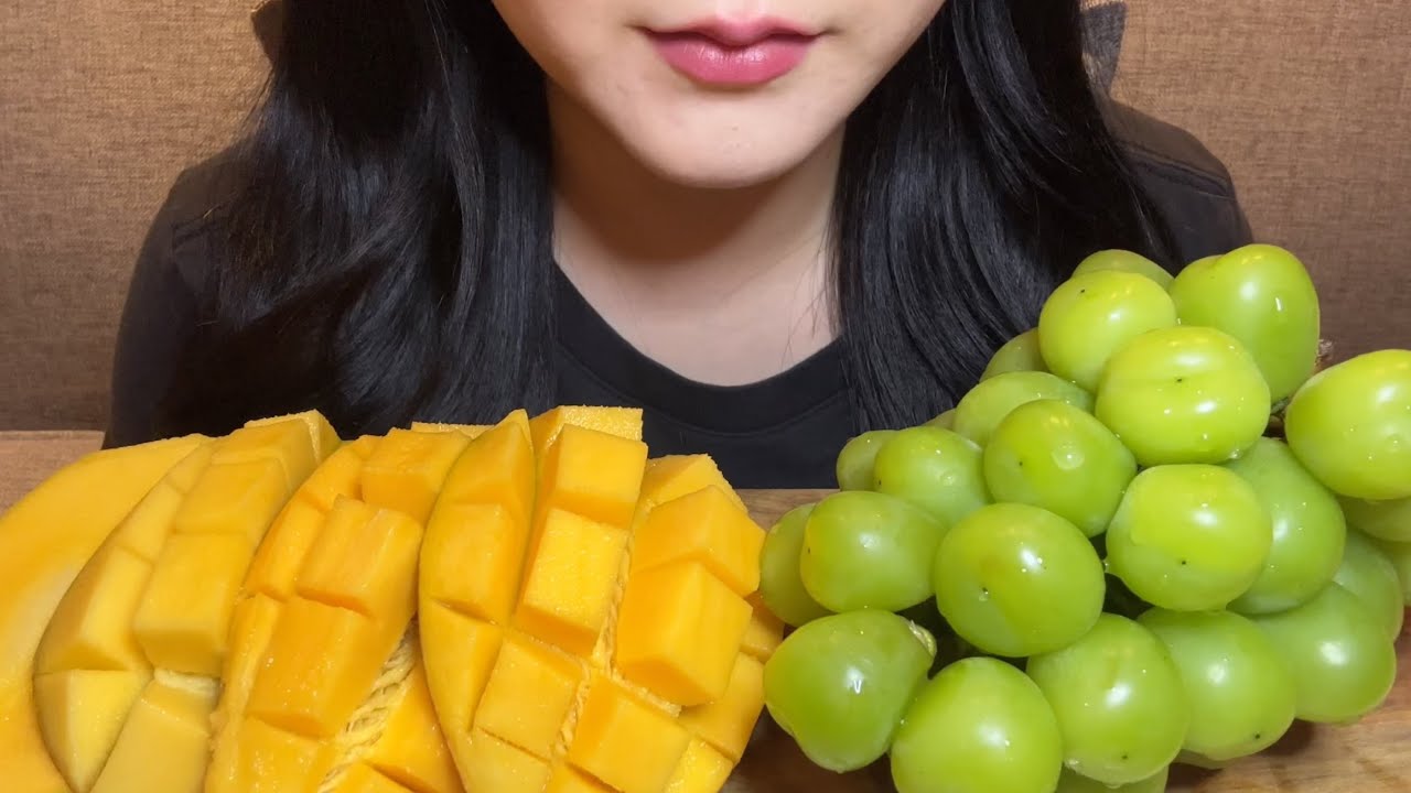 샤인머스켓이랑 애플망고 뜯어먹기 상콤한 과일 먹방 ASMR SHINE MUSCAT, APPLE MANGO MUKBANG ...