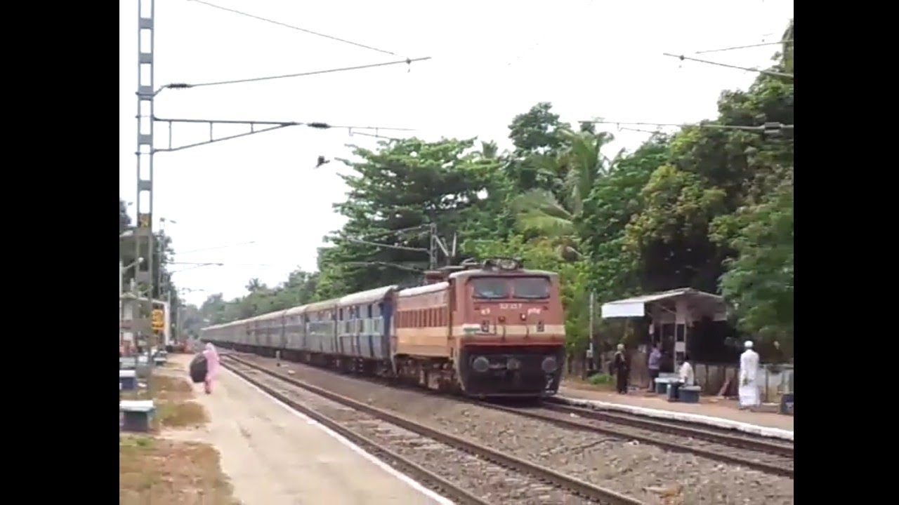 ANANTHAPURI EXPRESS 16724/25.||INDIAN RAILWAYS||ERODE WAP 4 ON DUTY ...