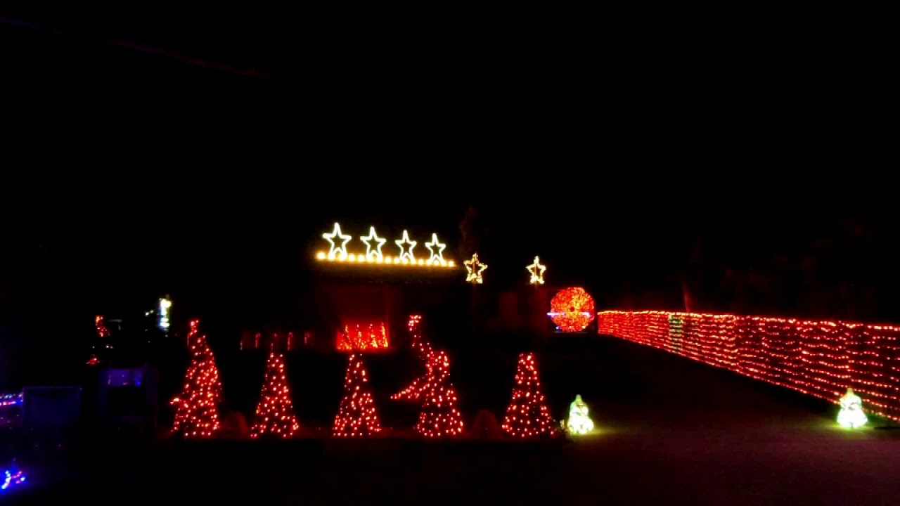 2018 - Over The Top Christmas Lights - Harlem Shake - YouTube