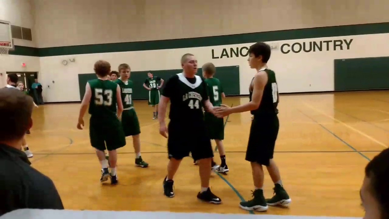 8th grade game bad refs - YouTube