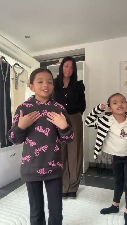 Look du jour de la Aya family ️ - YouTube