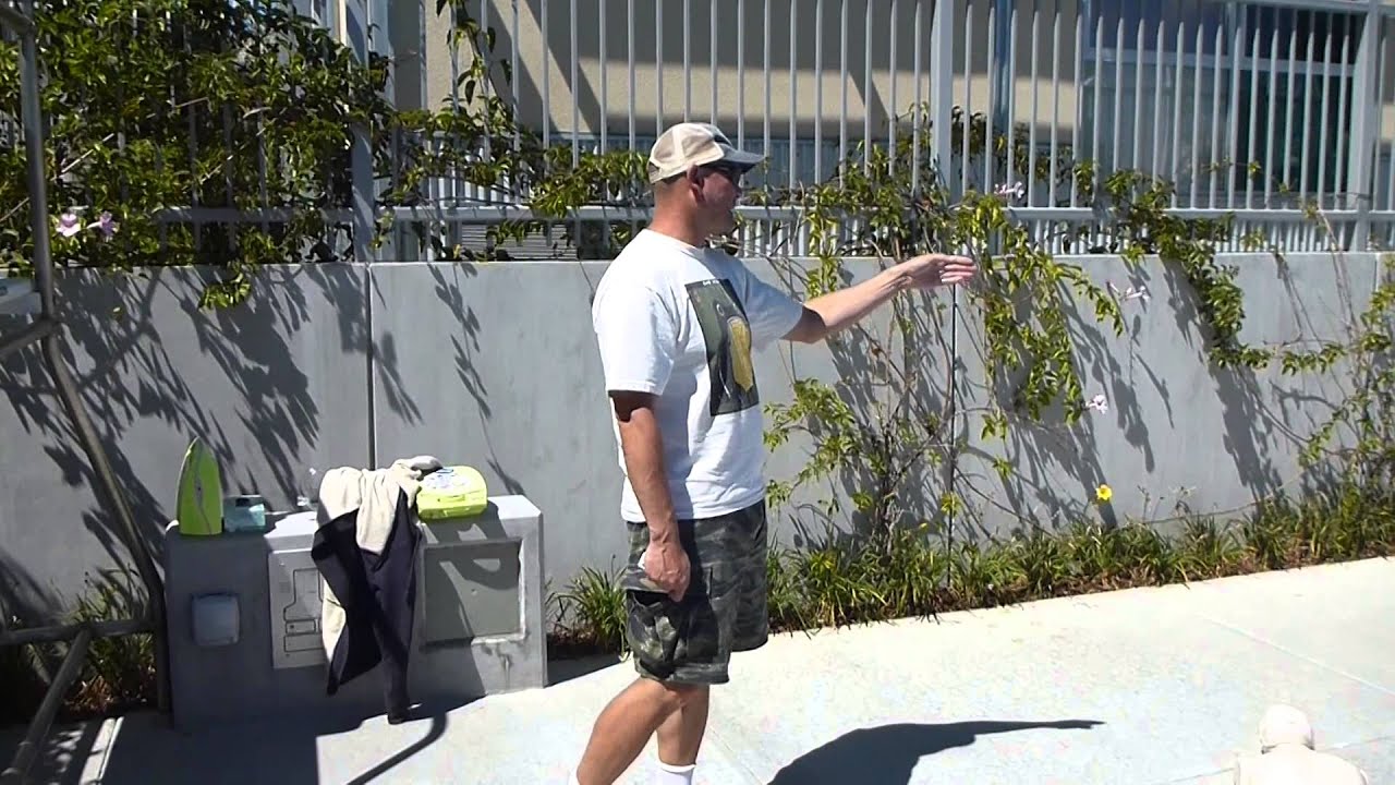 Lifeguarding Drill: 2-Rescuer CPR Cephalic Position - YouTube