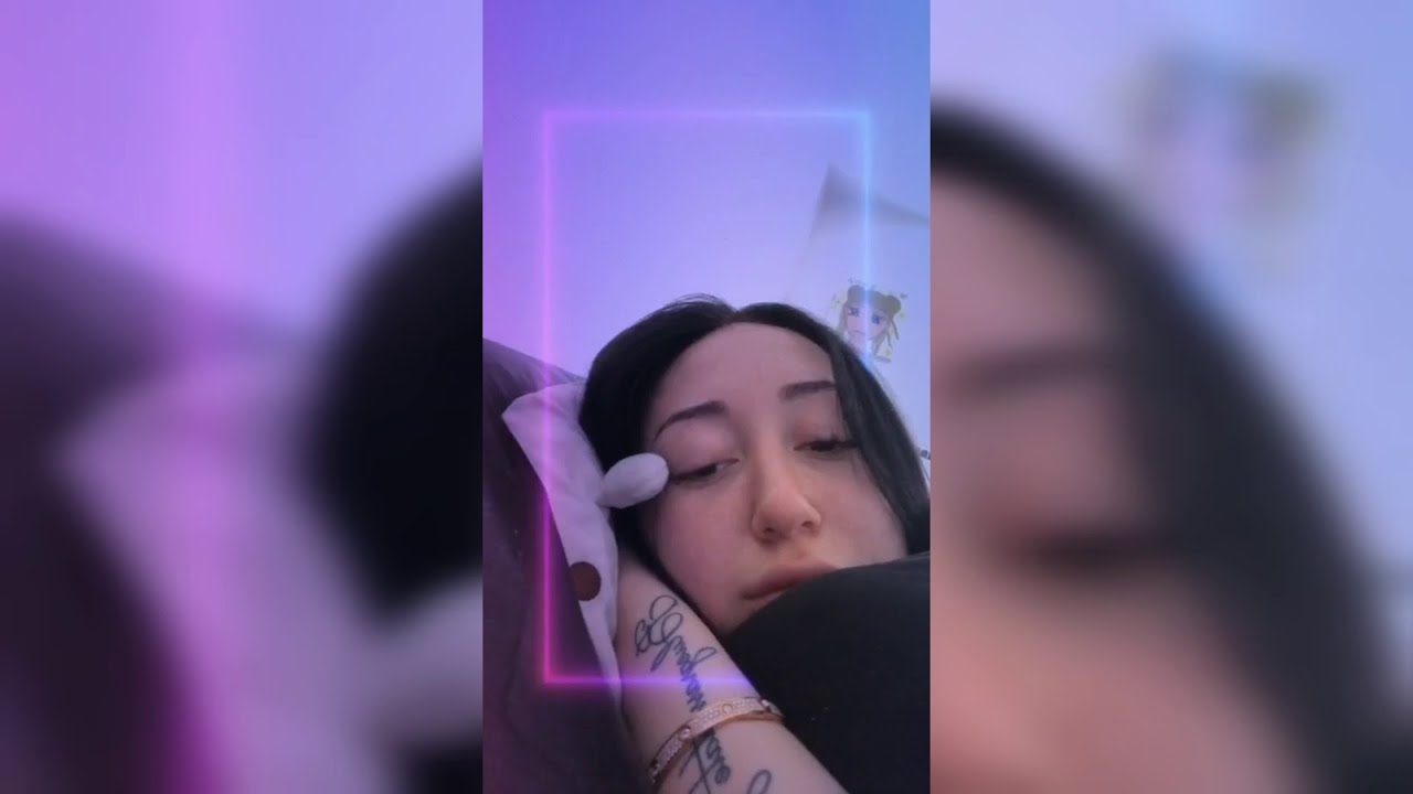 Noah Cyrus - Lonely ♫ [Live] - YouTube
